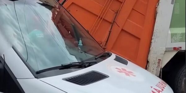 COLETOR DE LIXO SOFRE FRATURA APÓS SER ATINGIDO POR CARRO DURANTE ...